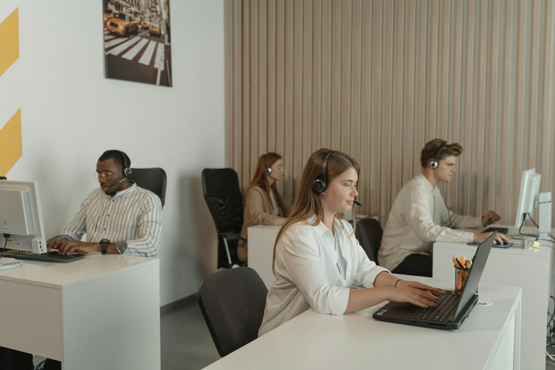 Sales & Customer Service Representative Jobs in Wakefield